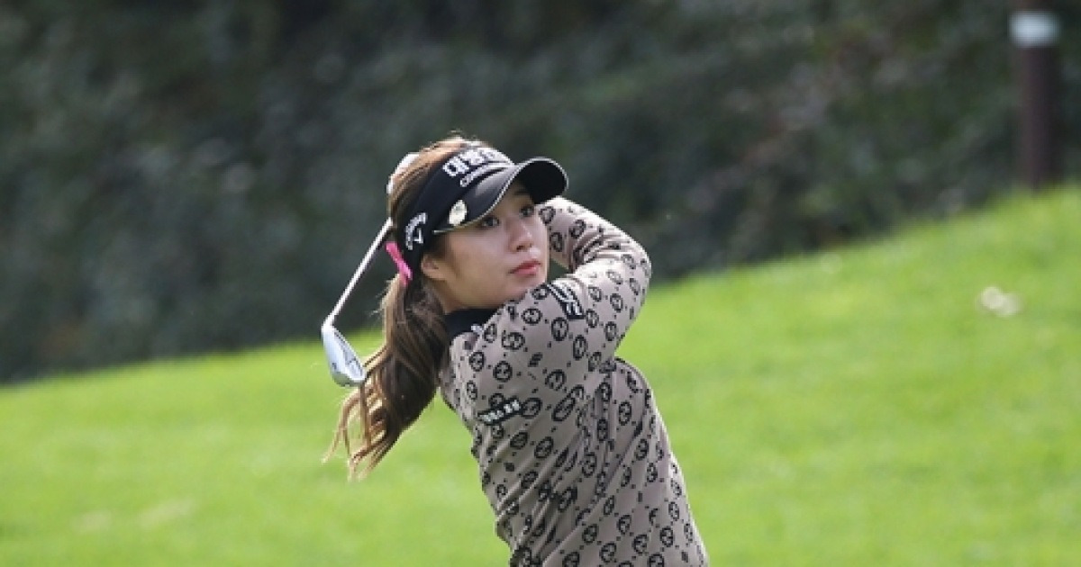 어려워질수록 강해지는 이정은6, 2R서 '껑충' [KLPGA KB금융 스타챔피언십]