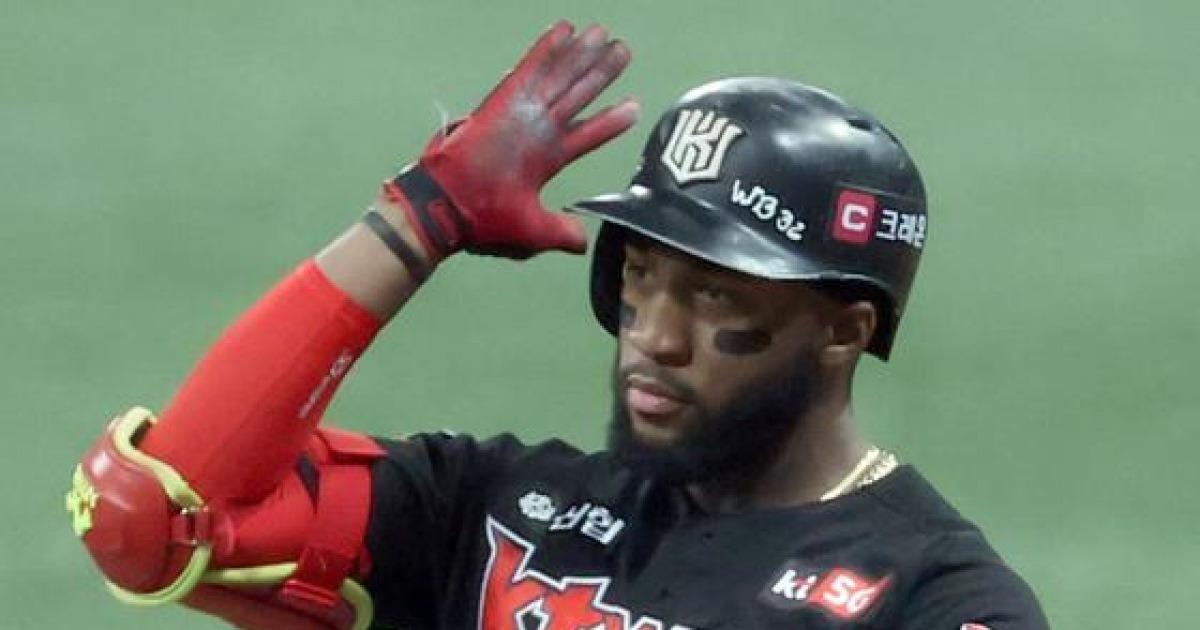 '2020 MVP' 로하스, KT 제안 뿌리치고 日 한신행