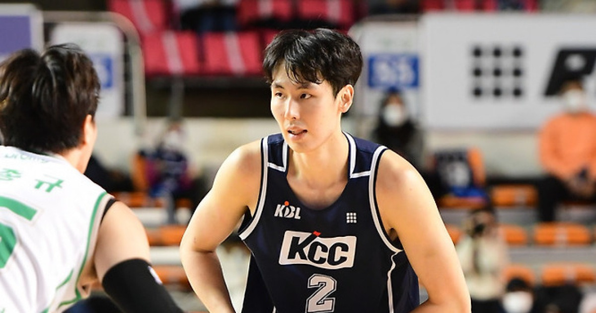 [JB주간 MVP] '이제는 시즌 MVP로' KCC 송교창 & '골밑의 야수' 현대모비스 숀 롱