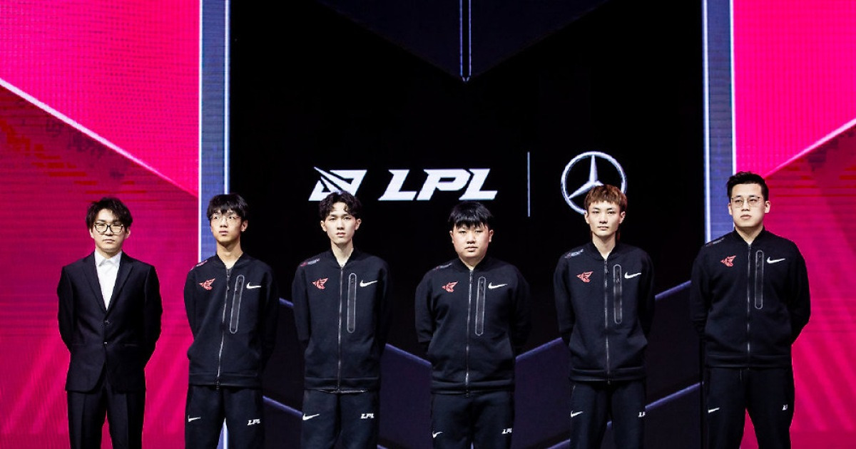 [LPL] 로그, 우승 후보 TES에 역전승..TES 2연패