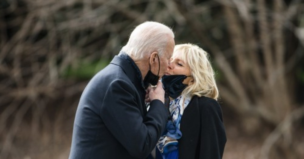 USA BIDEN WALTER REED