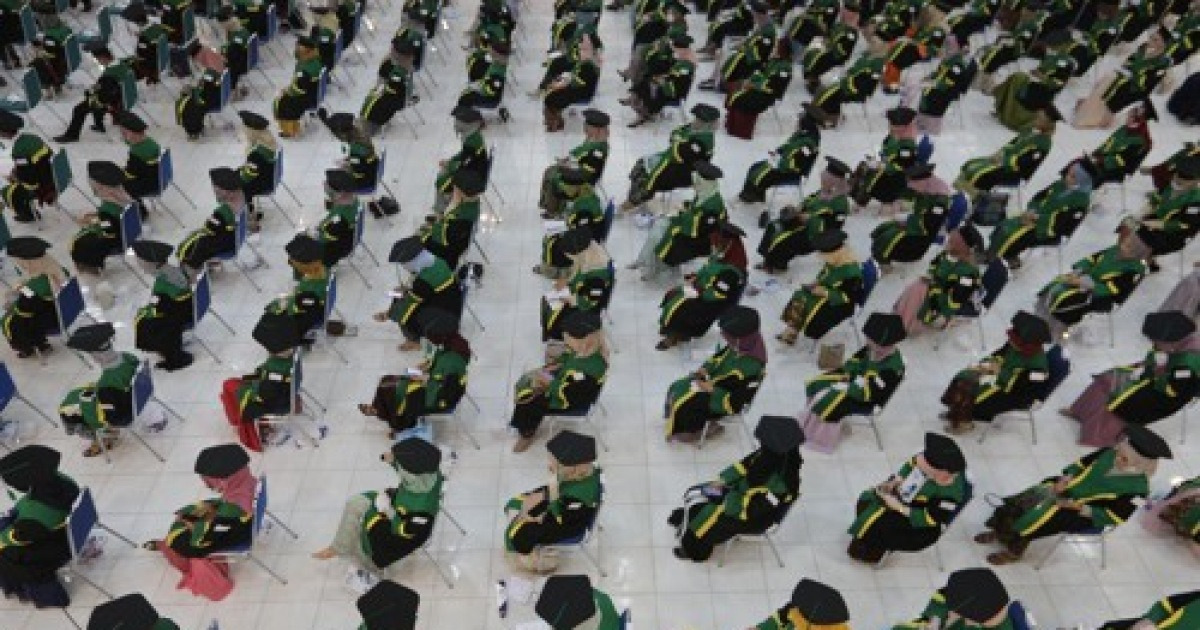 INDONESIA GRADUATION CEREMONY