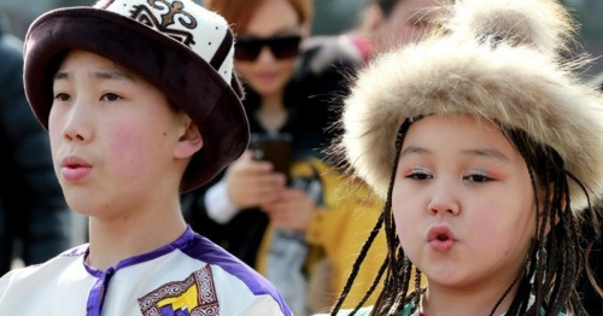 KYRGYZSTAN DAY OF WHITE KALPAK