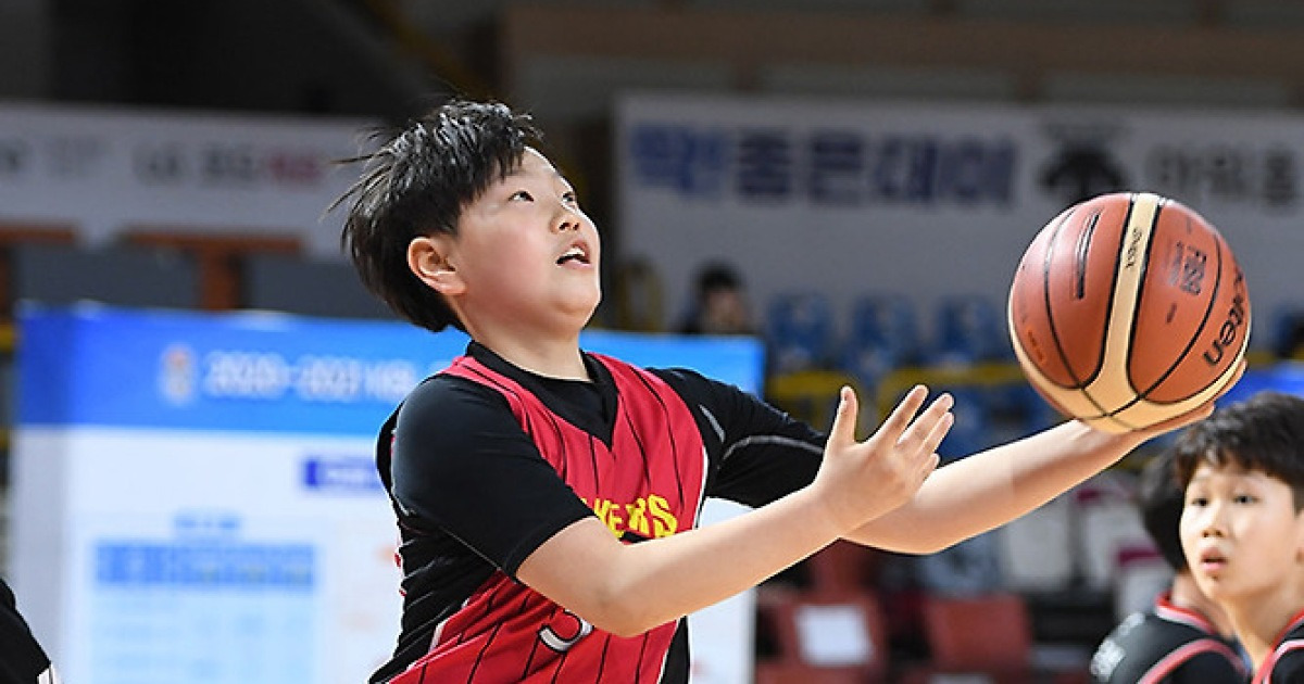 [KBL주말리그] 이규민 맹폭 LG U11, KT에 연패 안기며 첫 승 신고