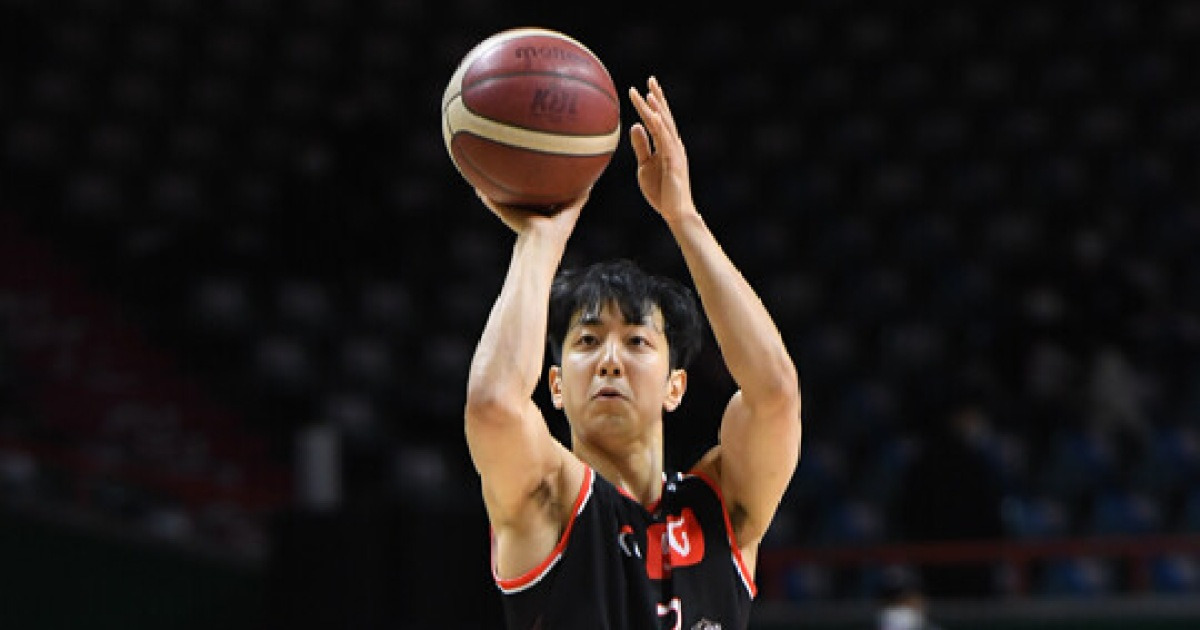 [BK 리뷰] '3Q 27-13' kt, 이번 시즌 KCC 상대 첫 승