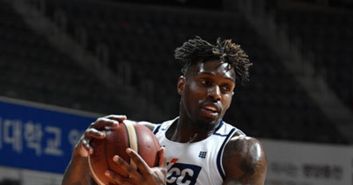 '라건아 23P·19R' KCC , 데이비스 이탈 문제없다