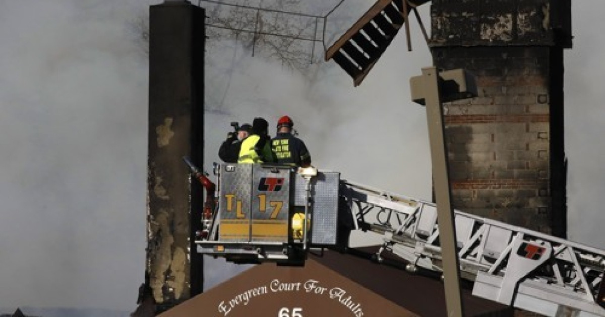 USA NEW YORK SPRING VALLEY FIRE