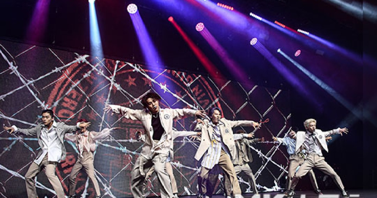 T1419 '화려한 쇼케이스 무대' [MK포토]