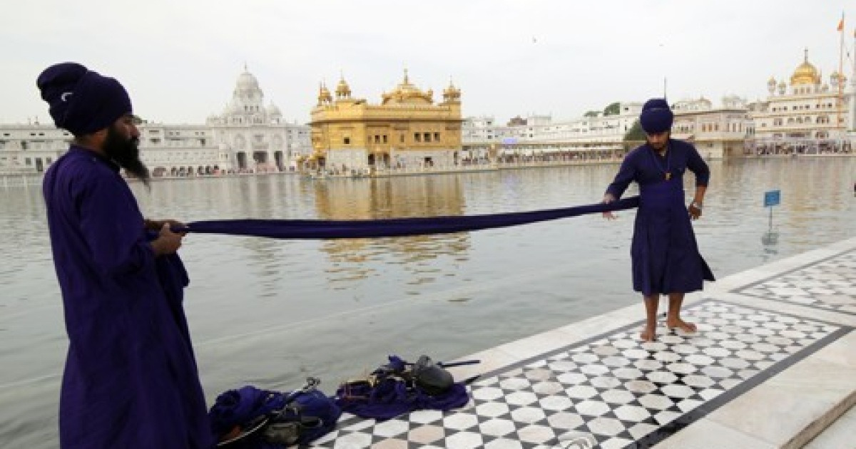 INDIA TRADITIONS VAISAKHI FESTIVAL