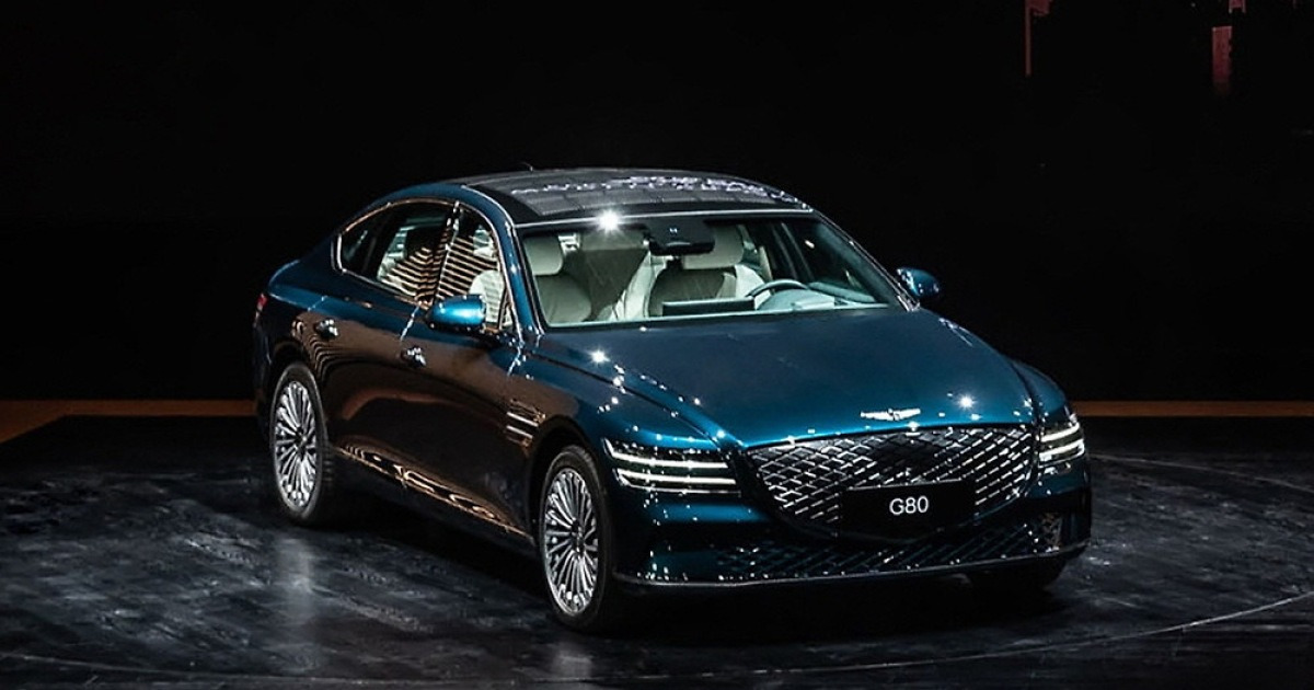 제네시스 G80 전기차 공개, 최대 주행거리는 427km | 탑라이더