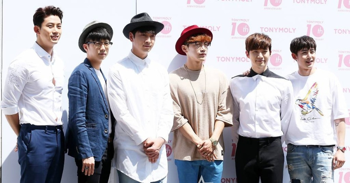 JYP "2PM 새 앨범 준비 중..정확한 시기 추후 안내" [공식]