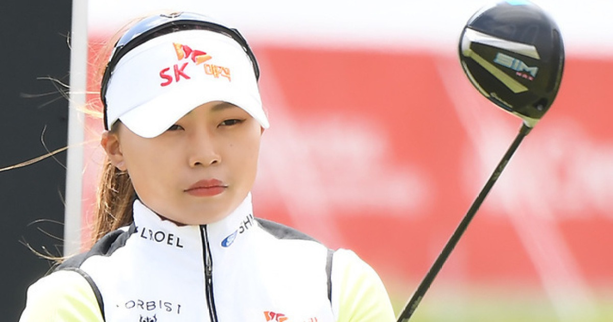 김지영2-김효문, KLPGA 챔피언십 3R 선두..박현경 2연패 도전