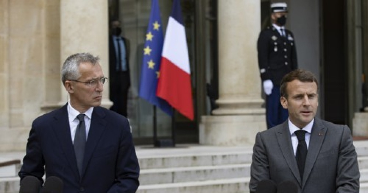 FRANCE NATO DEFENSE