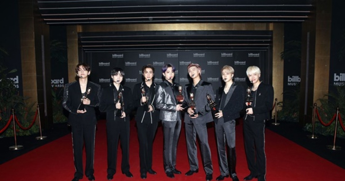 BTS's backㅣ기록이란 깨라고 있는 거야! ③