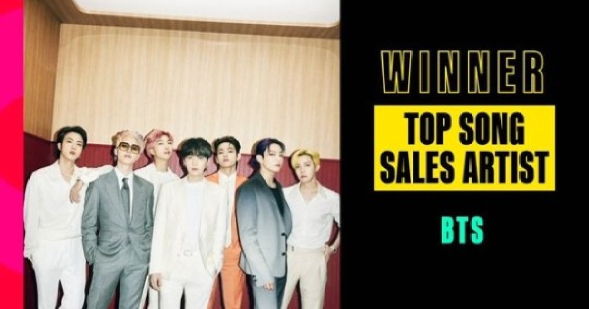 방탄소년단, 2021 BBMAs 3관왕 달성 '자체 최고'[공식]