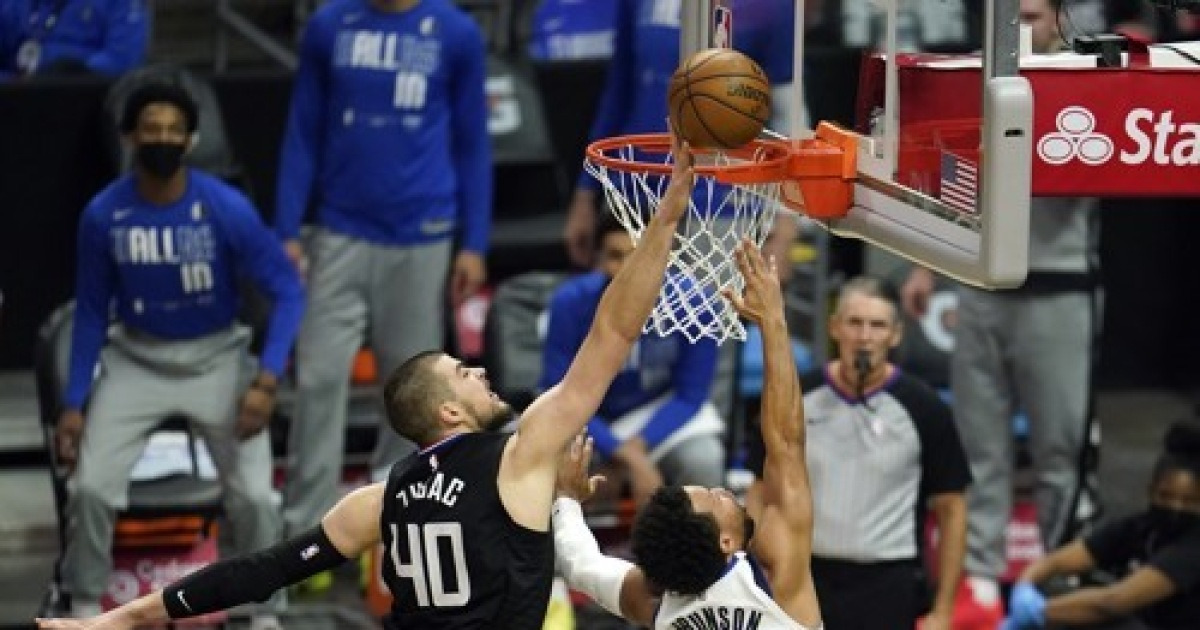 Mavericks Clippers Basketball
