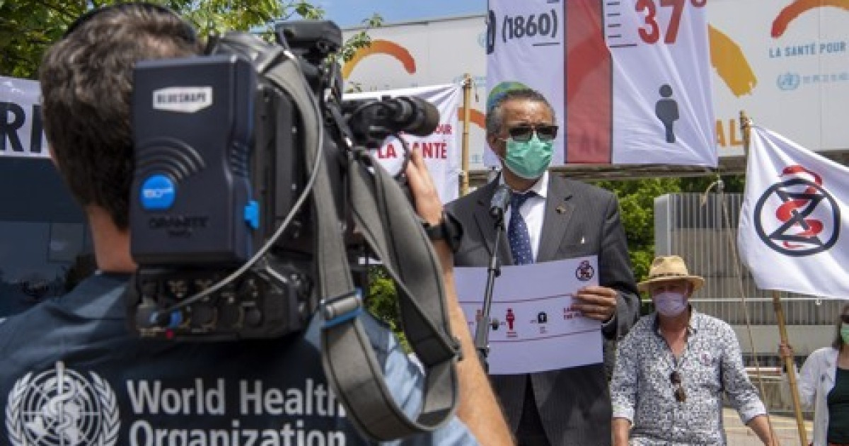 SWITZERLAND WHO DOCTORS CLIMATE CHANGE PROTEST