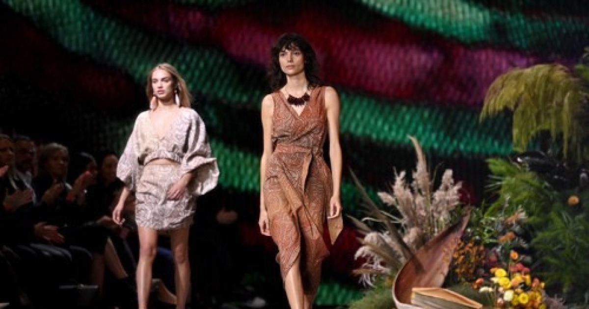 AUSTRALIA FASHION WEEK 2021
