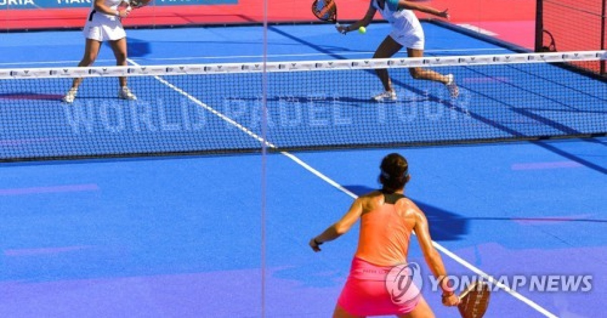 SPAIN PADDLE TENNIS