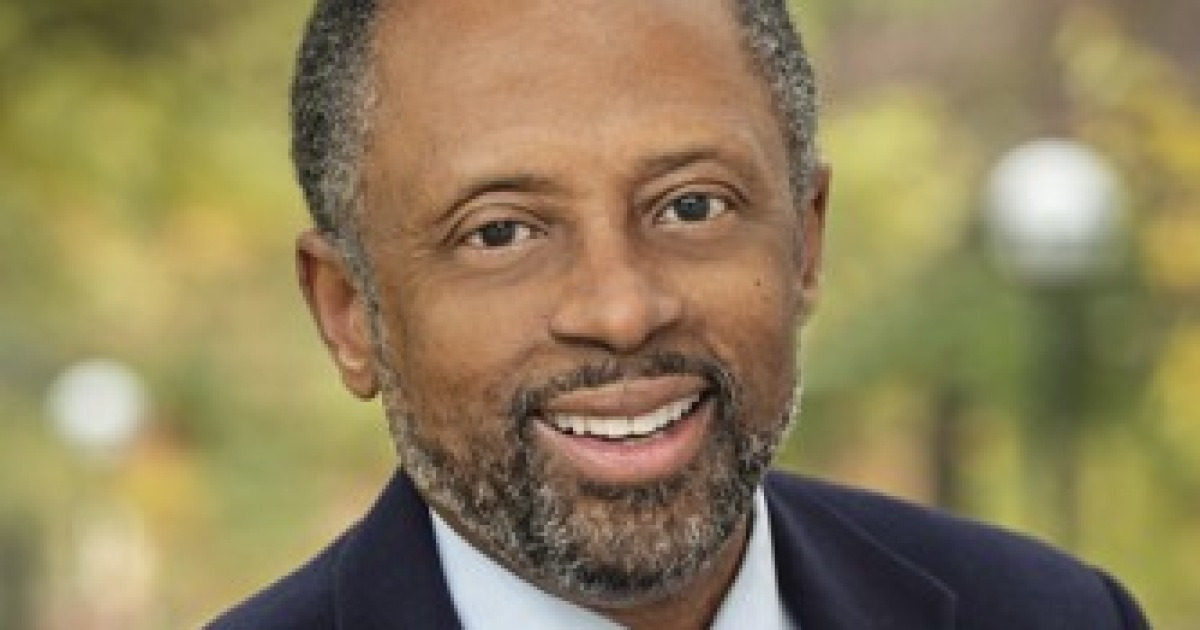 Q&A-Philanthropy-Earl Lewis