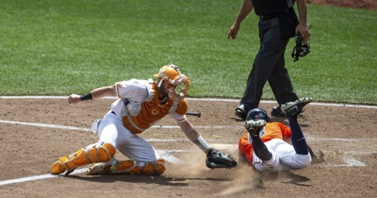 CWS Virginia Tennessee Baseball