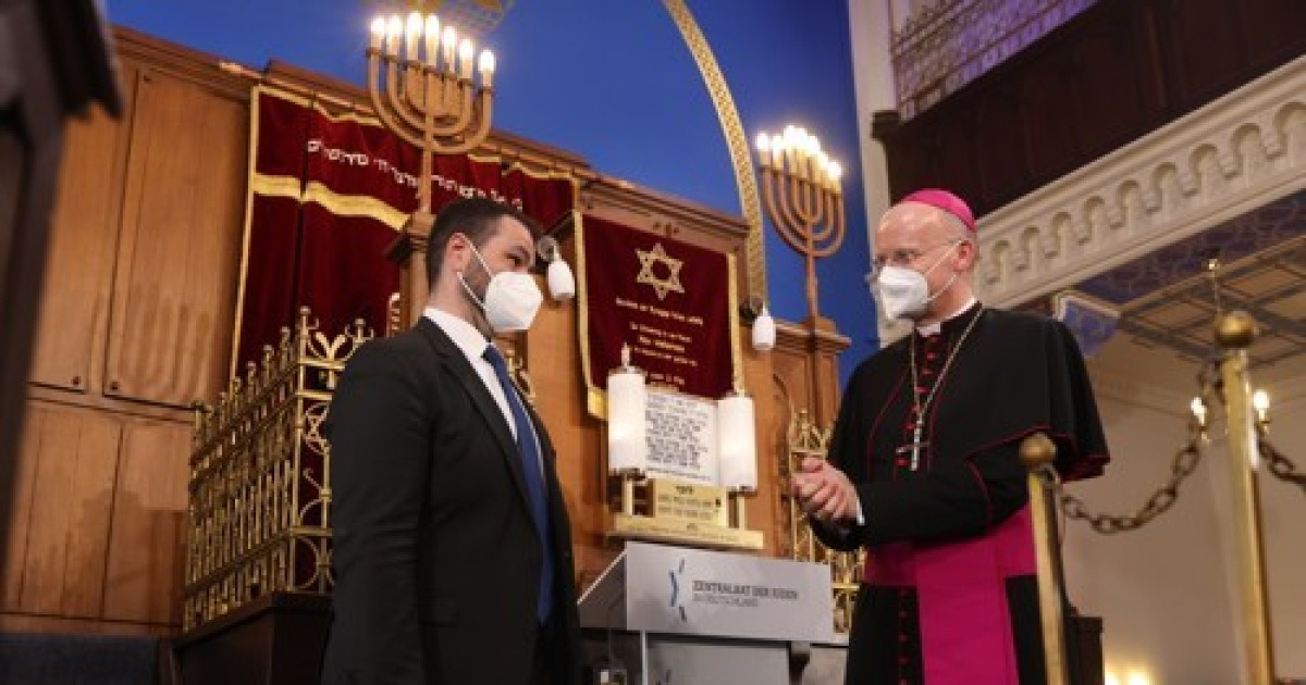 GERMANY DEFENCE RELIGIOUS ARMY RABBI