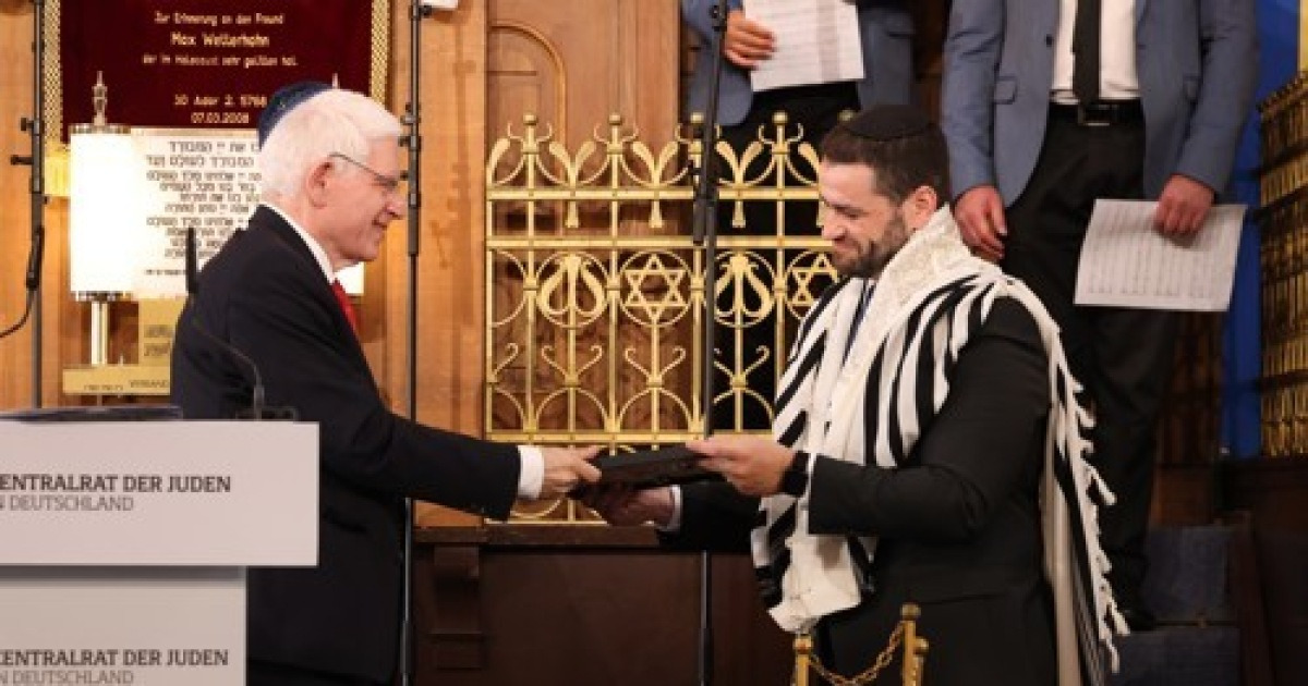 GERMANY DEFENCE RELIGIOUS ARMY RABBI