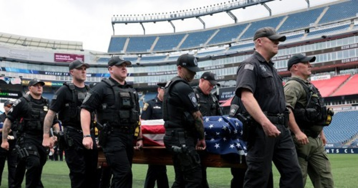 USA POLICE DOG FUNERAL