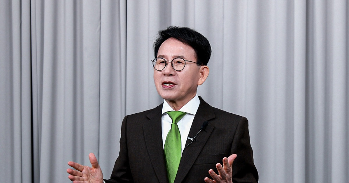 [Herald Interview] Founder of Sunfull campaign proposes 'vaccine' of ...