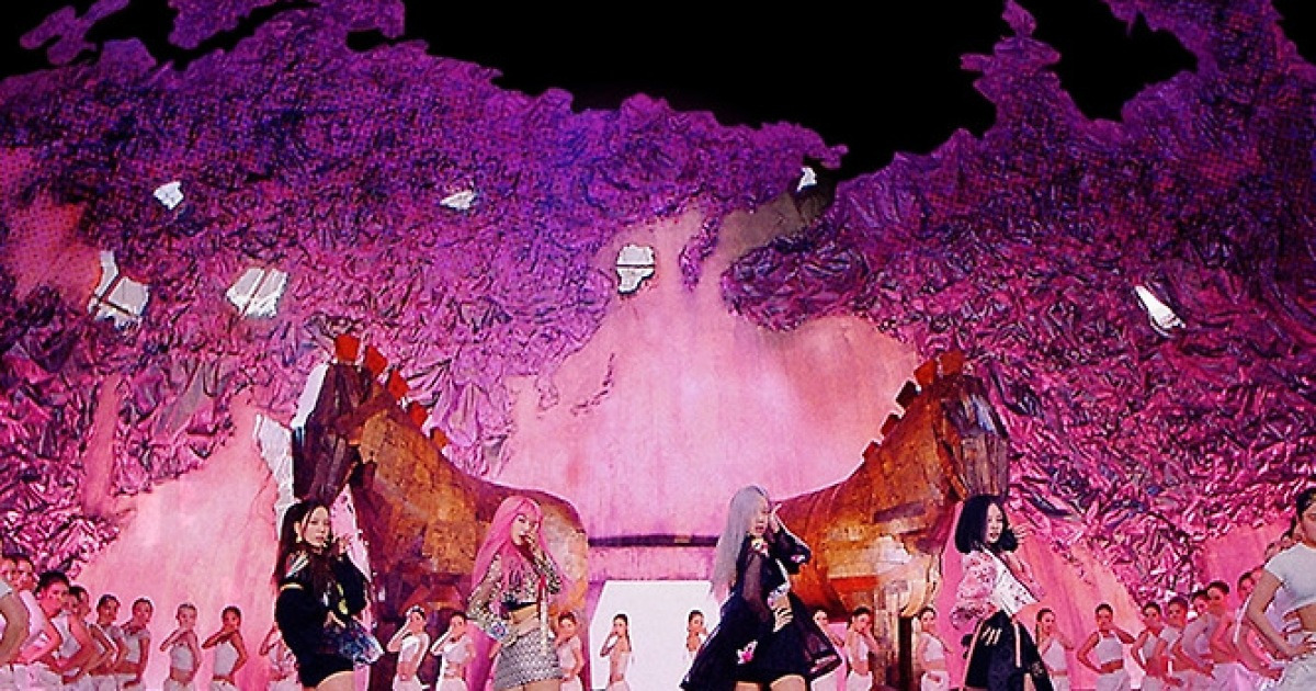 블랙핑크, 'HYLT' MV 9억뷰 돌파..K팝 걸그룹 최단 기록