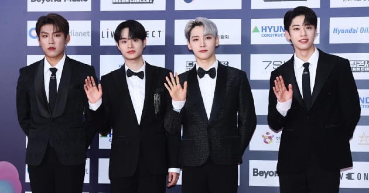 [포토] AB6IX, '감탄을 부르는 멋진 남자들'