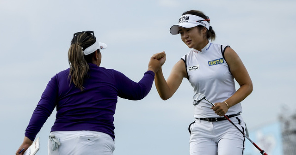 이정은6, VOA 클래식 첫날 공동 2위