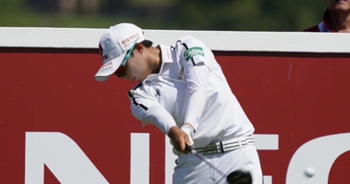 시즌 2승을 겨냥한 김효주 프로의 강렬한 티샷 [LPGA VOA클래식]