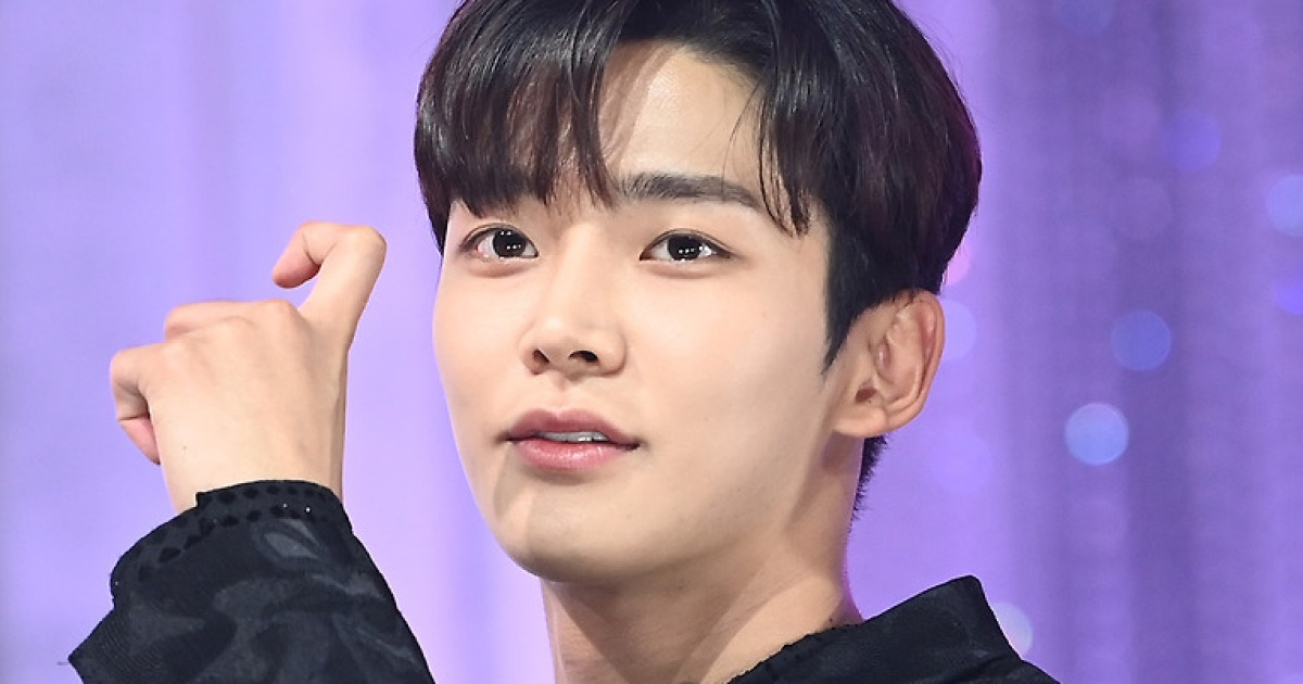 SF9 로운 '조각이세요?'[엑's HD포토]