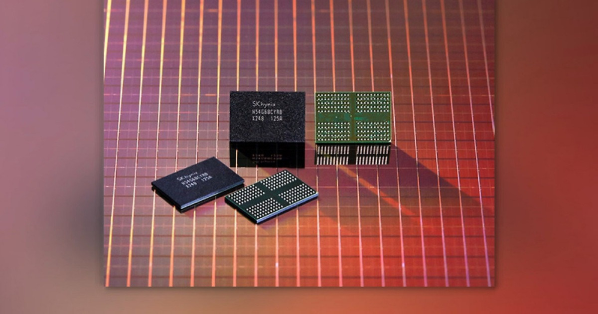 [비즈&] SK하이닉스, EUV D램 시대 열었다..10나노급 4세대 양산 外