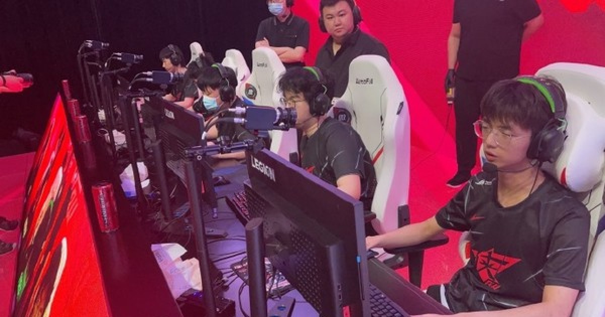 [LPL] 탑-정글 영입한 RW, 수닝 상대로 기적 쓰나? (RW vs SN)