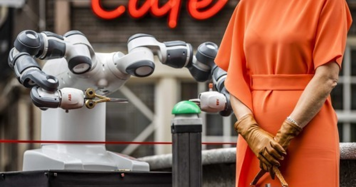 NETHERLANDS QUEEN MAXIMA BRIDGE OPENING