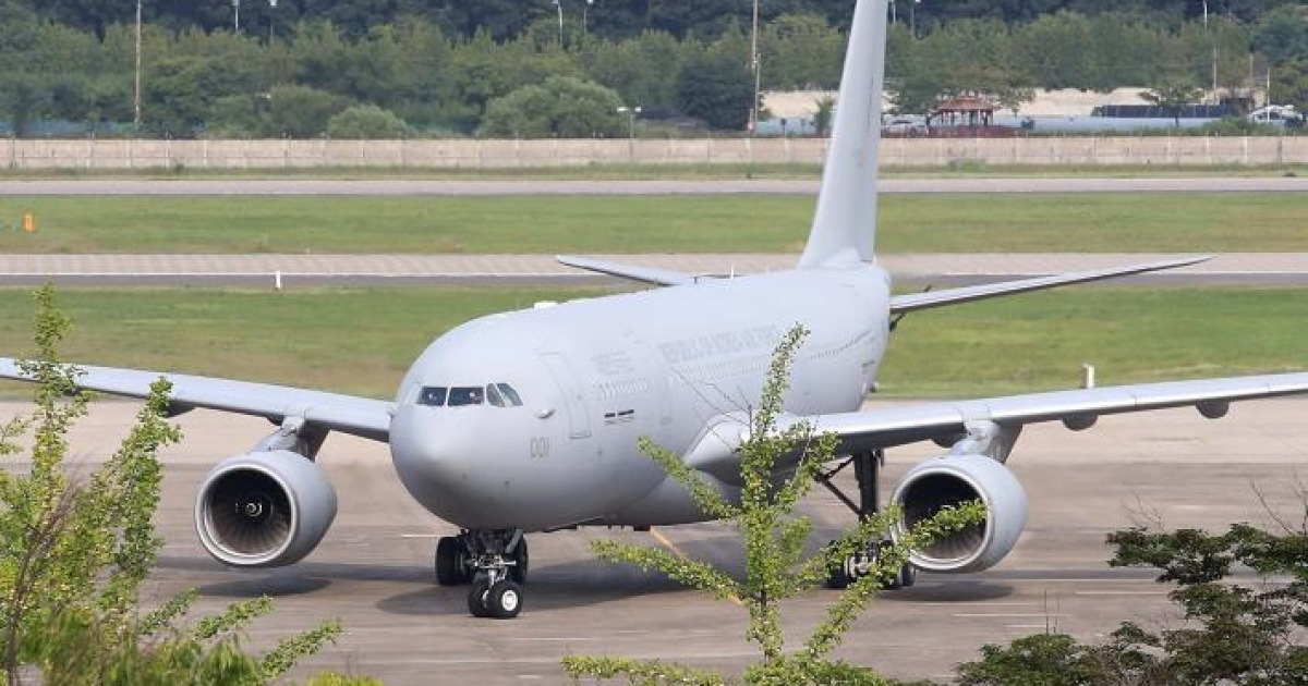 청해부대 수송작전 마친 KC-330