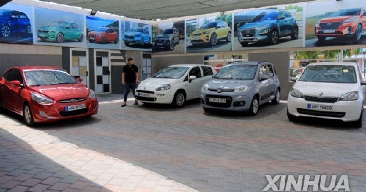 MIDEAST-GAZA CITY-IMPORT BAN-CARS TRADING