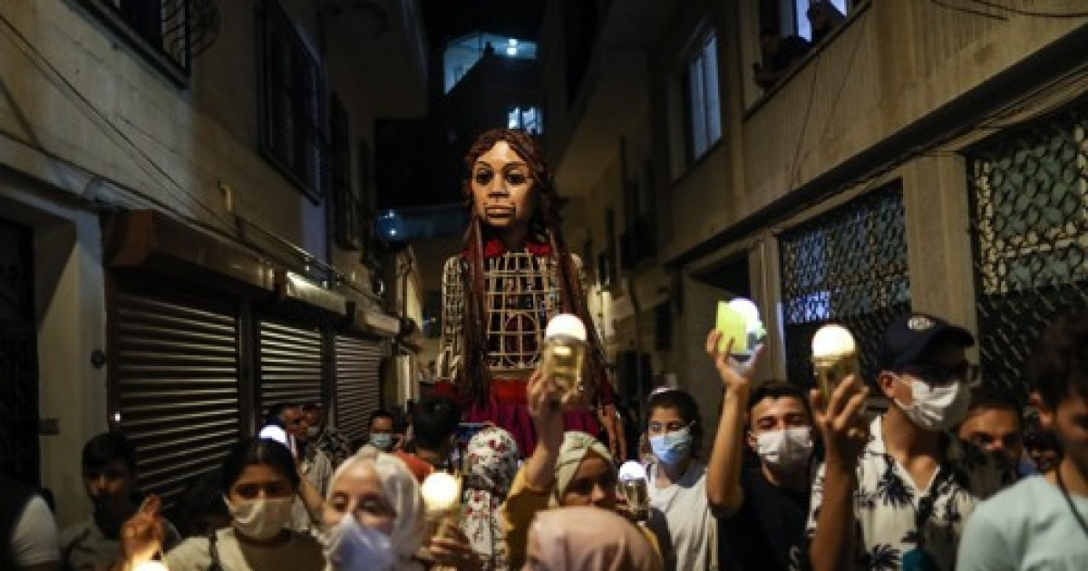 TURKEY PUPPET AMAL WALK