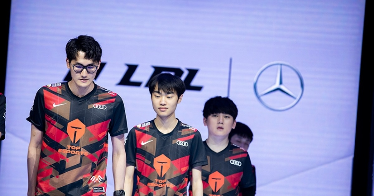 [LPL 노트] TES, OMG 꺾고 PO 진출..징동은 탈락