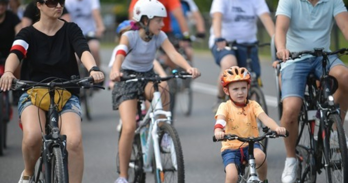 POLAND INSURGENT CRITICAL BICYCLE MASS