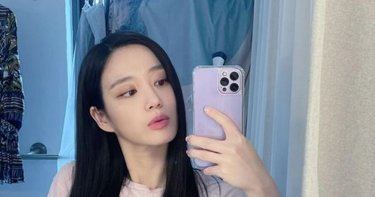 '견미리 딸' 이유비, 164cm･43kg 과시하며 셀카 "깡마른 몸매" [★SHOT!]