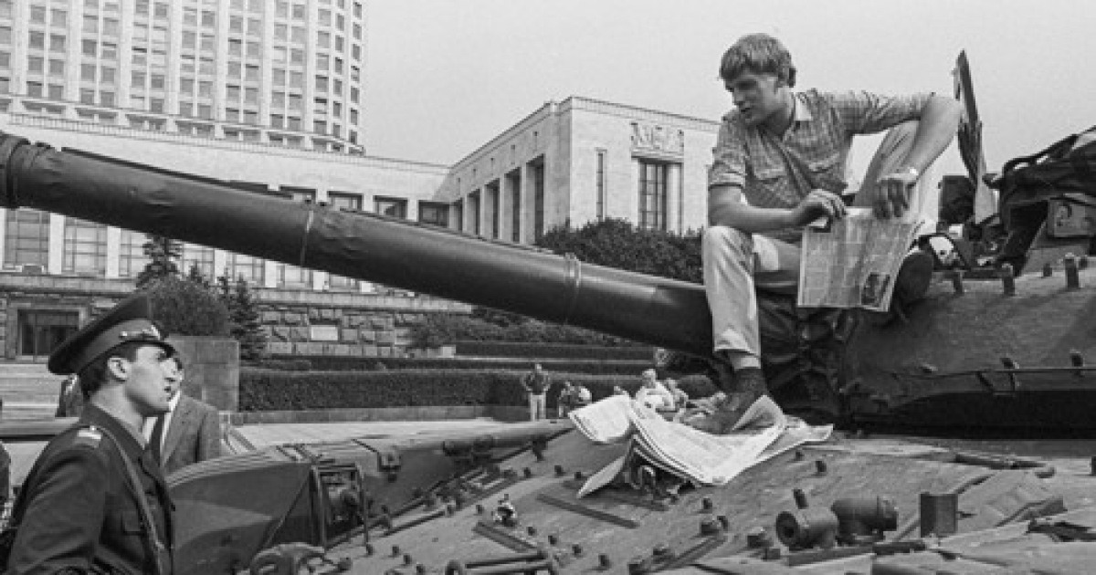(FILE) RUSSIA ANNIVERSARY OF FAILED SOVIET COUP ATTEMPT