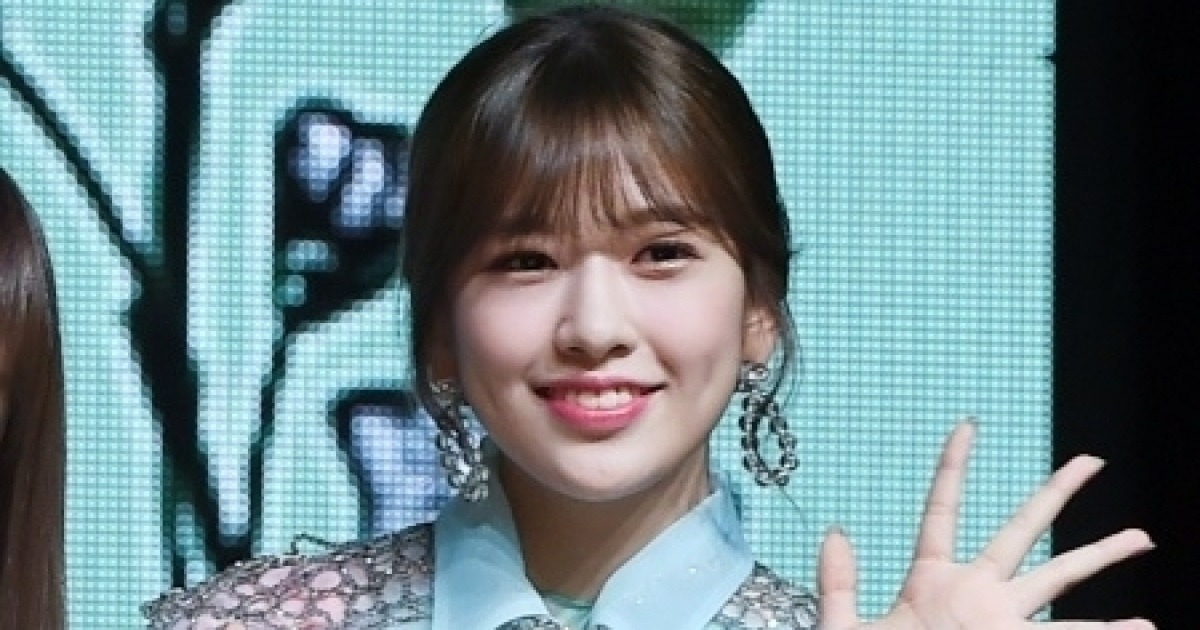 안유진 자가격리→'인기가요' 불참..SBS 측 "2MC로 진행" [공식]