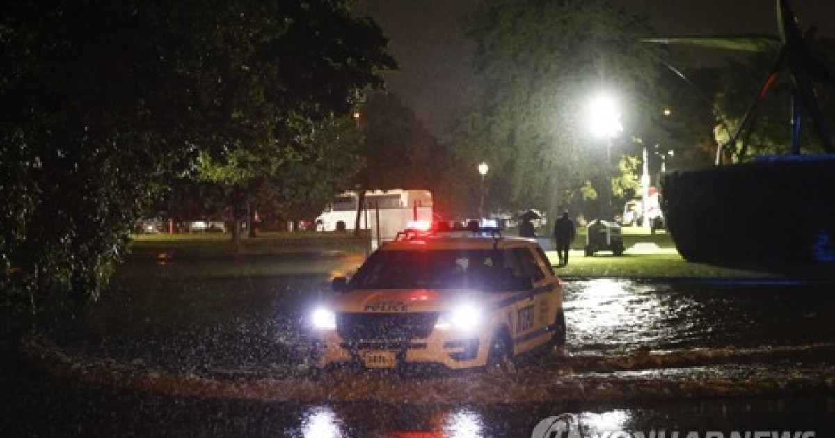 USA NEW YORK WEATHER