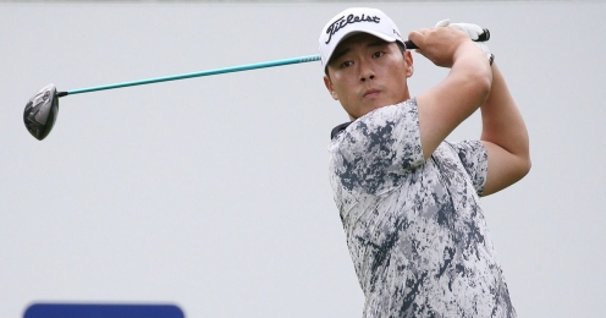 '36홀 노보기' 박정민, 비즈플레이 2R 단독1위..김주형·강경남·서요섭 공동2위 [KPGA]