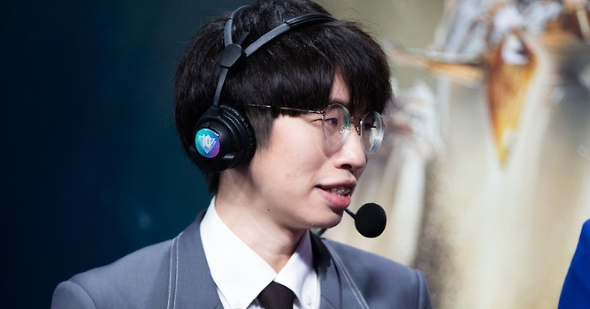 LPL 해설 '957' 커창위, "WE 어린 선수에게 시간을 달라"