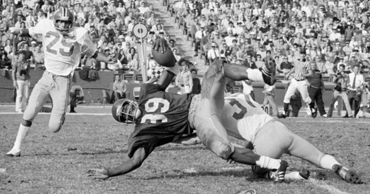 Obit Sam Cunningham Football