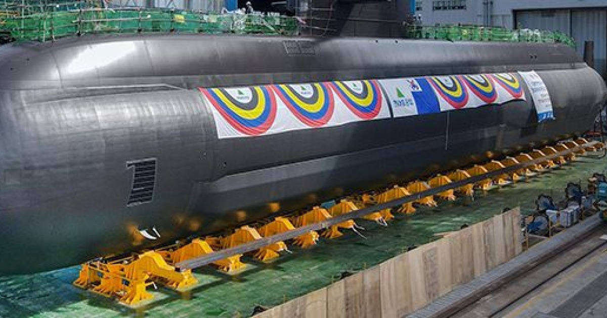 SLBM 탑재 가능 3000t급 잠수함 신채호함 진수식